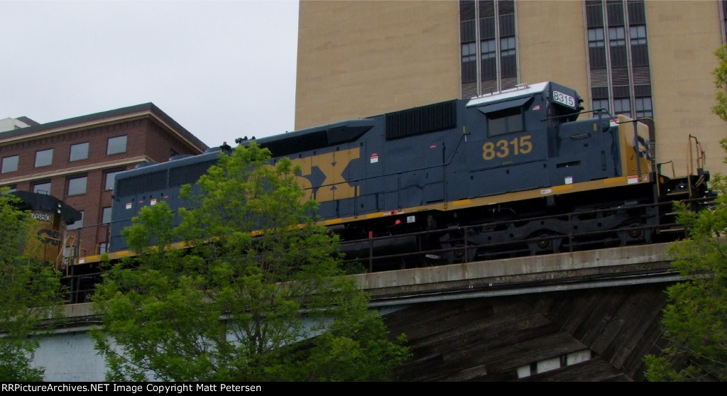 CSX 8315